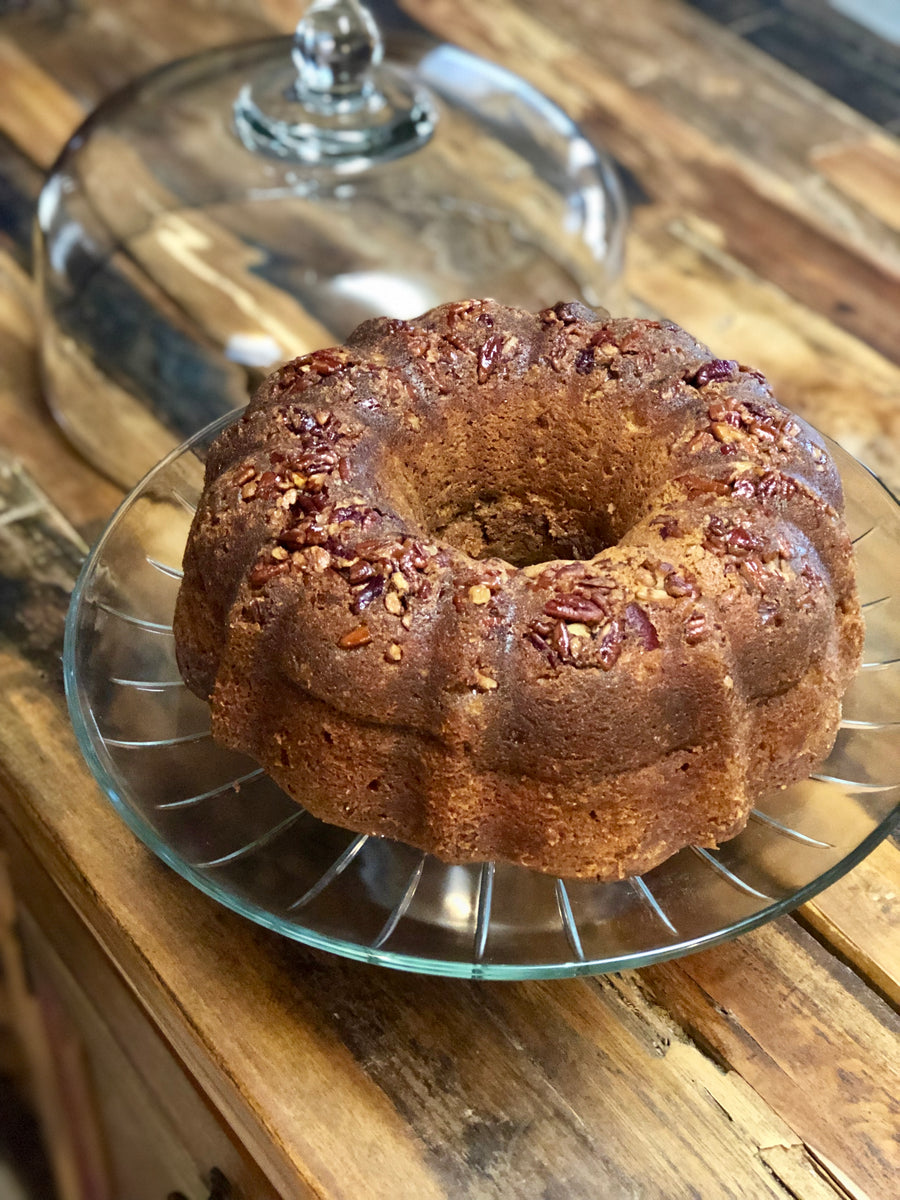 Annie Cakes – Annie Cakes by Lauren